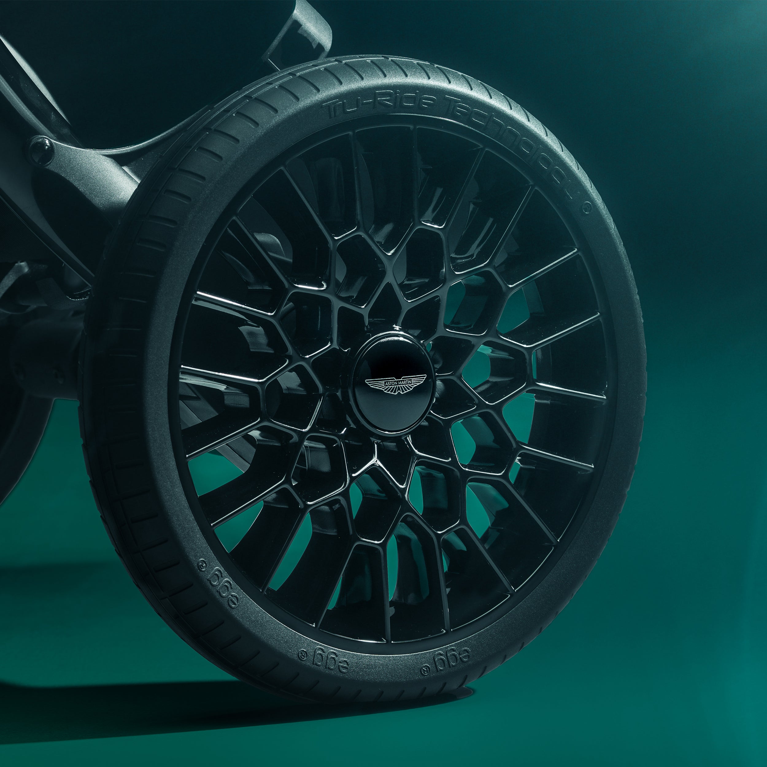 Aston Martin egg3® – egg Stroller